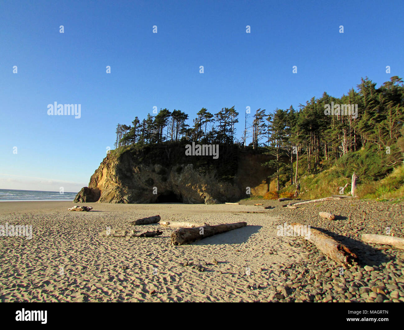 Hug Point at Pacific Coast in OR Stock Photo - Alamy