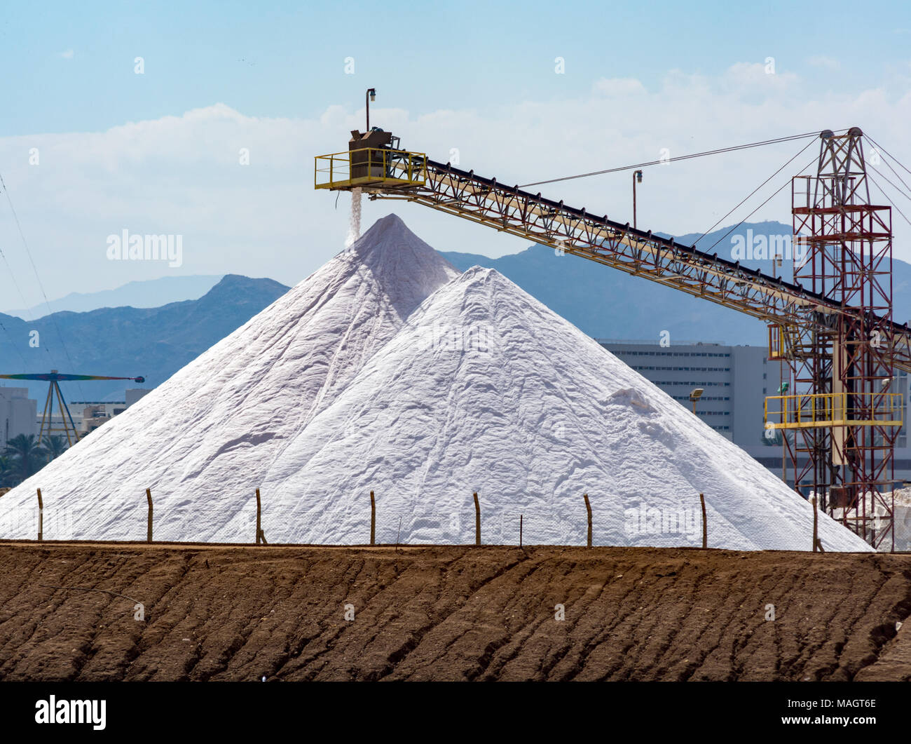 Pyramids of salt hi-res stock photography and images - Alamy