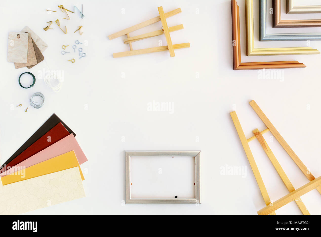 Framing tools hi-res stock photography and images - Alamy
