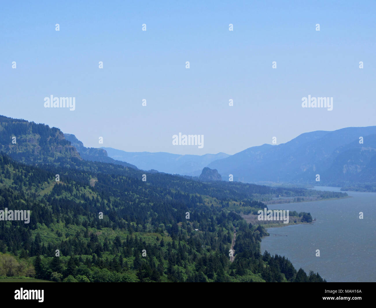 Columbia River Gorge in WA Stock Photo - Alamy