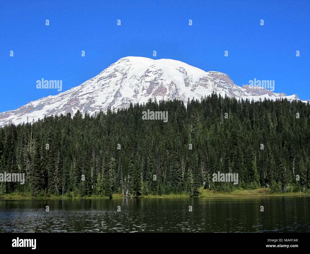 Reflection Lake at Mt Rainier NP in WA Stock Photo - Alamy