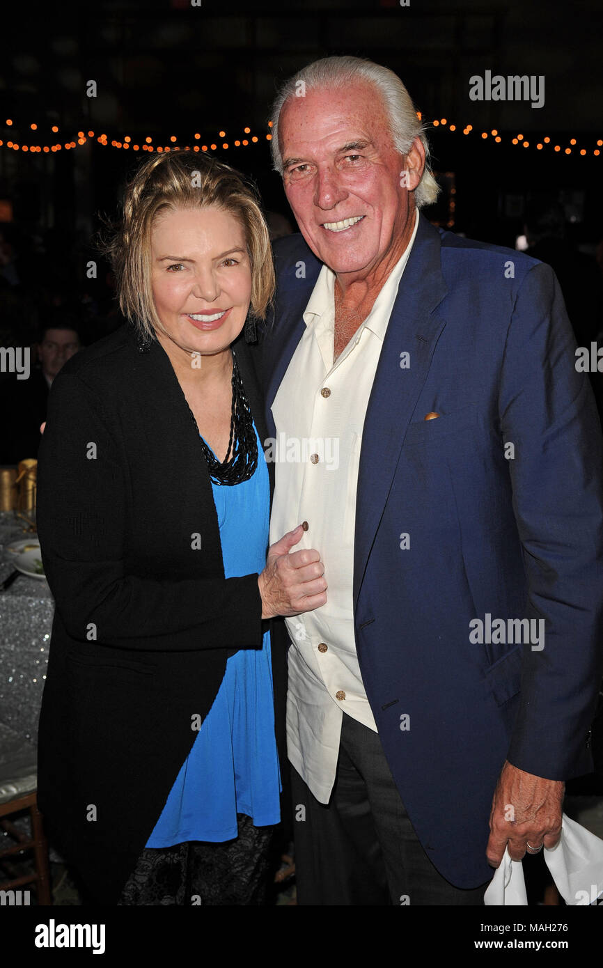 HOLLYWOOD, FL - OCTOBER 28: Lesley Visser, Robert Kanuth attends Footy ...