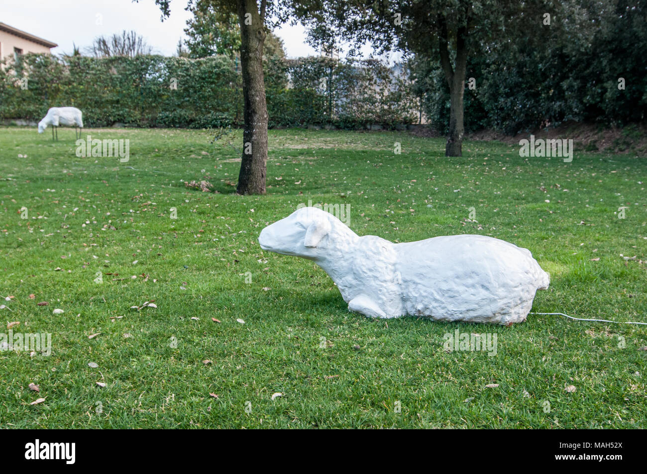 Sheep statue hi-res stock photography and images - Alamy