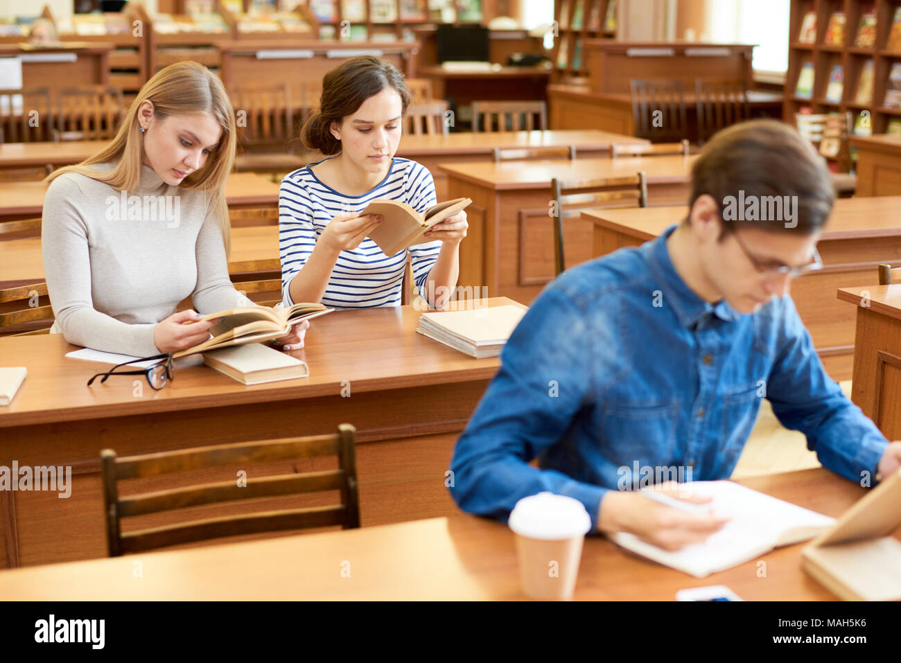 Calming environment hi-res stock photography and images - Alamy