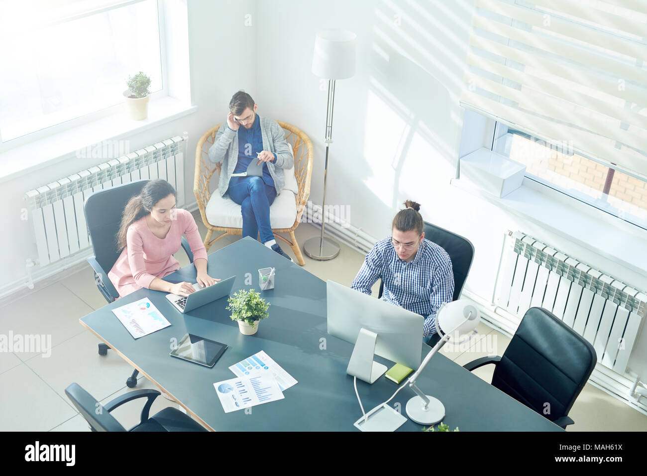 Startup company office Stock Photo - Alamy
