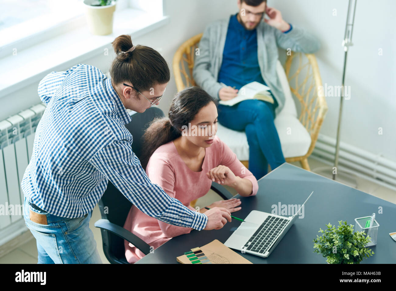 Active discussion of design project Stock Photo - Alamy