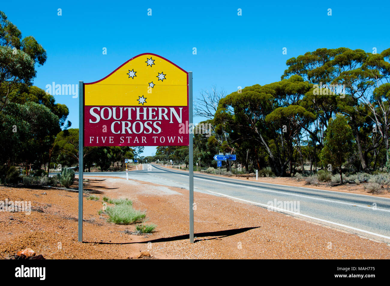 Southern cross constellation hi-res stock photography and images - Alamy