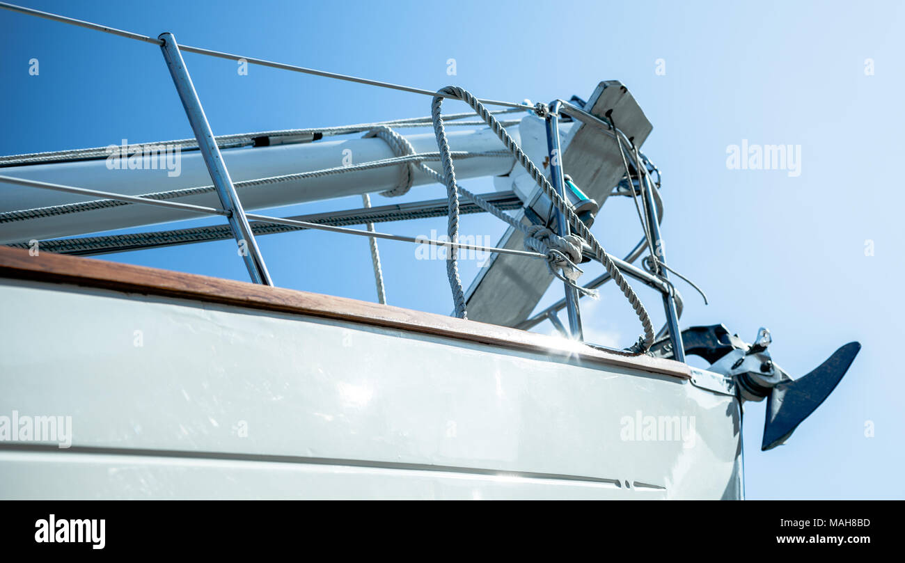 Dark blue hull sailing hi-res stock photography and images - Alamy