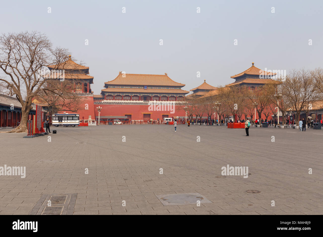 Tiananmen space wide hi-res stock photography and images - Alamy