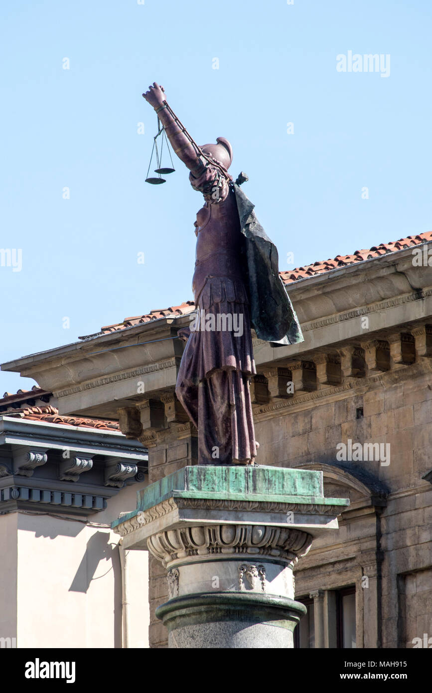 Column of Justice, Piazza Santa Trinita, Florence Italy Stock Photo - Alamy