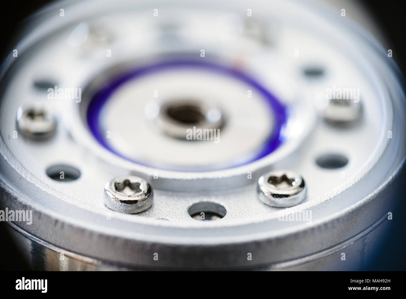 Hard drive spindle hi-res stock photography and images - Alamy