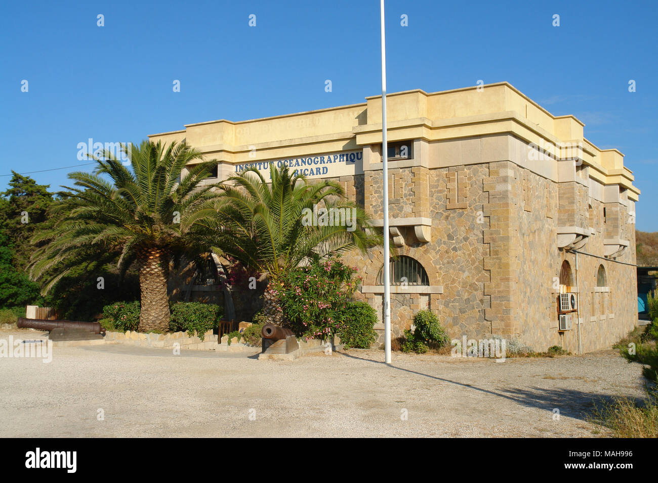 Embiez Islands High Resolution Stock Photography and Images - Alamy