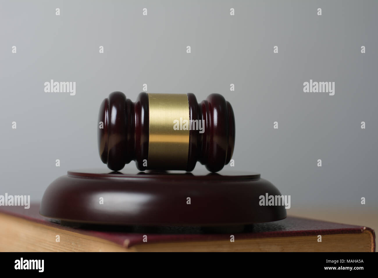 Judge hummer hi-res stock photography and images - Alamy