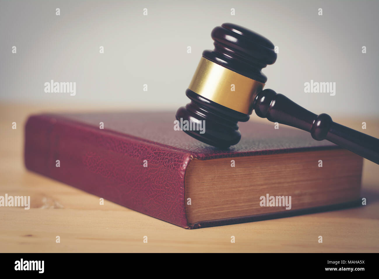 Judge hummer hi-res stock photography and images - Alamy