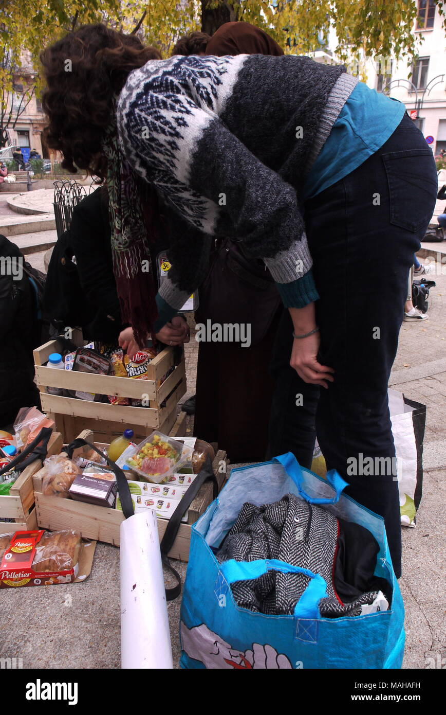Out of date food homeless hi-res stock photography and images - Alamy