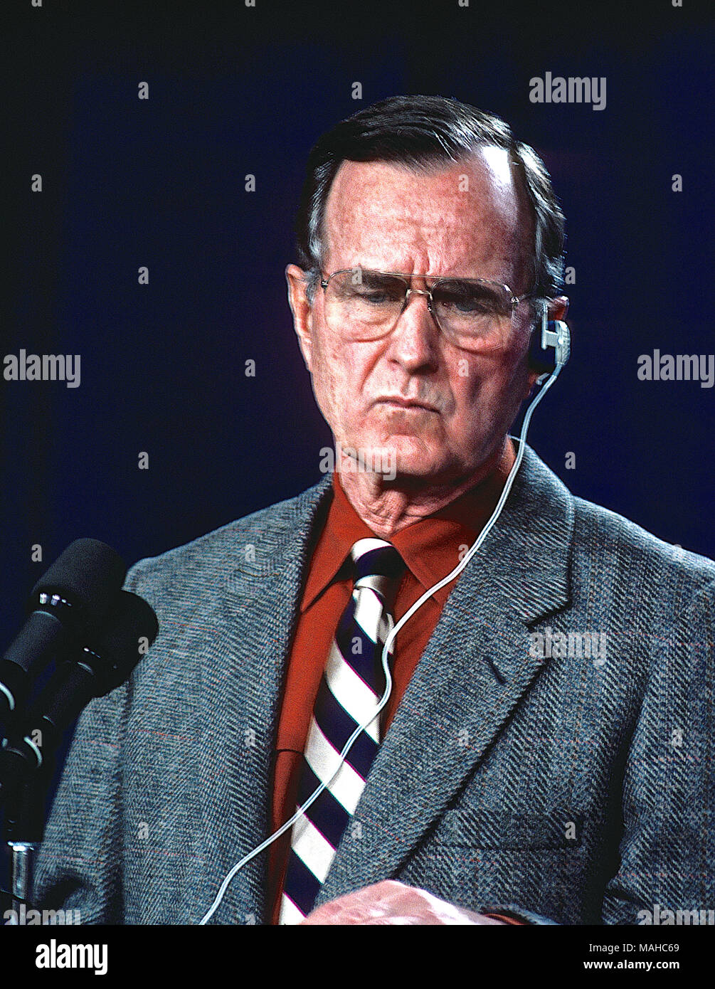 Camp Greentop, Maryland, USA, February 25, 1990 President George H.W ...