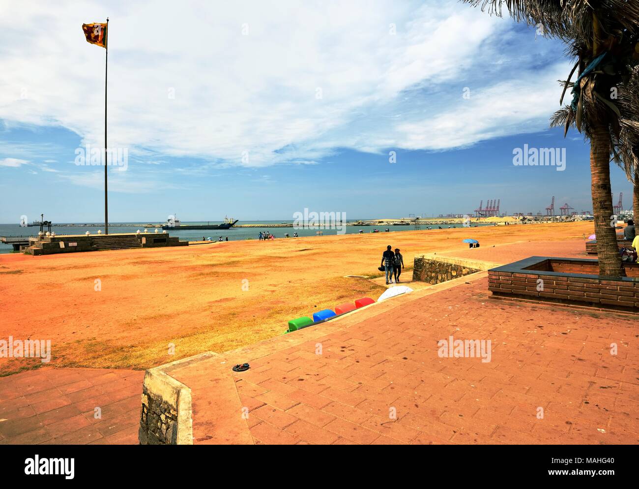 Colombo, Sri Lanka - January 2017:Traders on the beach front in Colombo ...