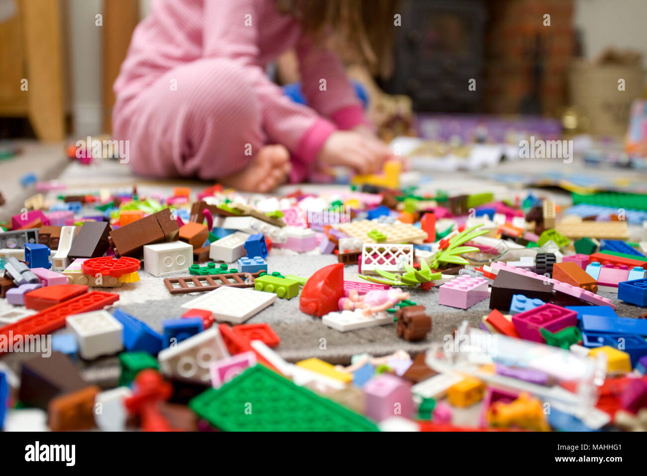 Children playing lego hi-res stock photography and images - Alamy