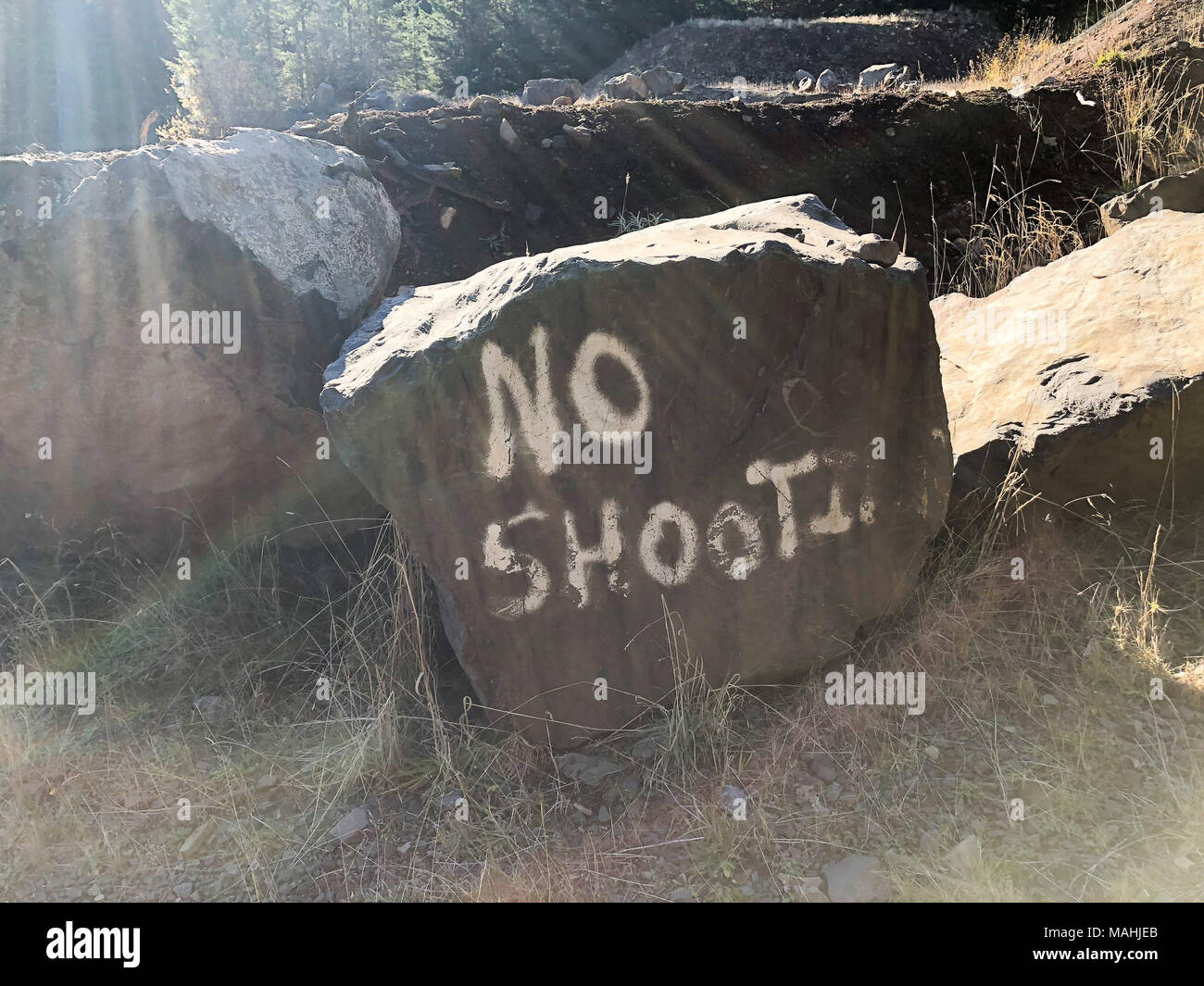 Shooting stones hi-res stock photography and images - Alamy