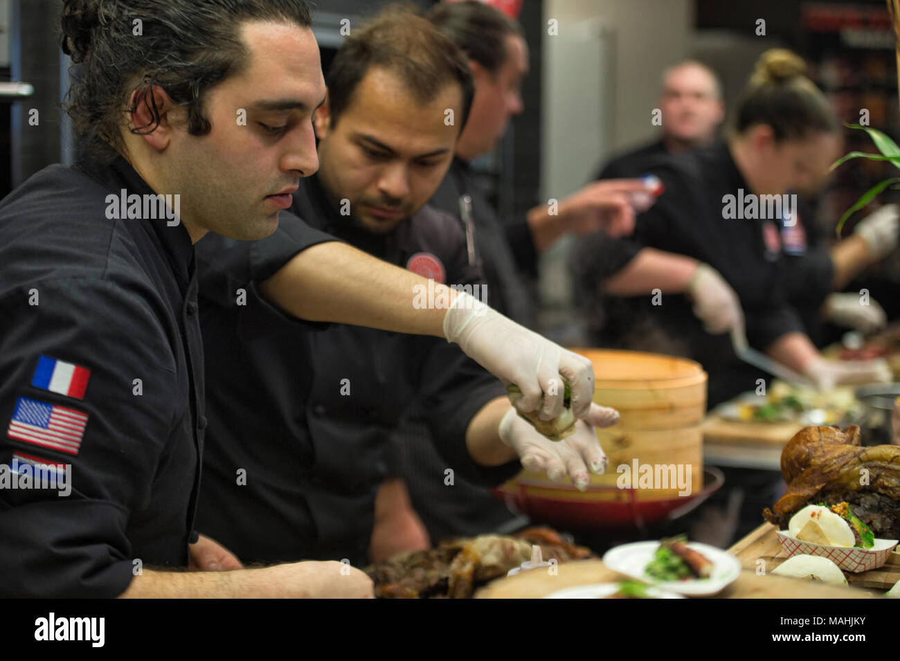Cooking demo hi-res stock photography and images - Alamy