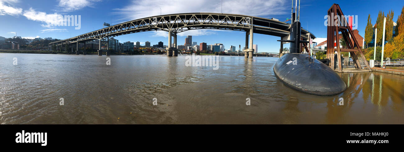 Submarine Docks Portland Oregon Stock Photo - Alamy