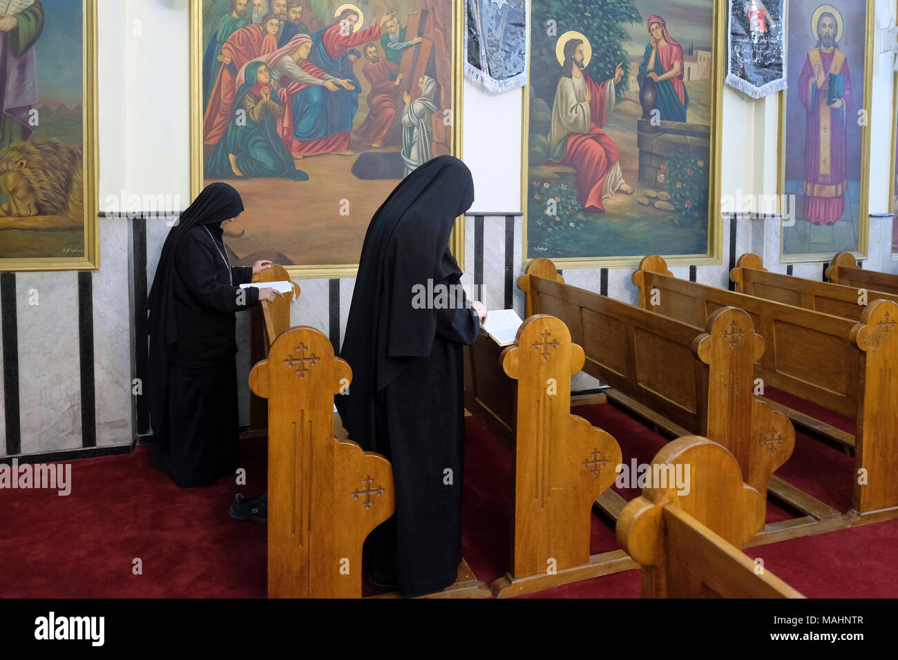 Inside coptic orthodox church st hi-res stock photography and images ...