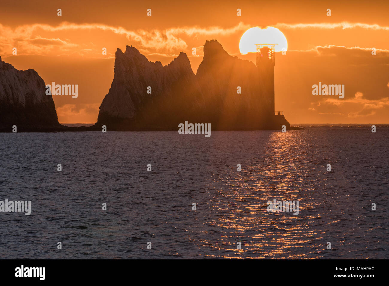 The needles isle of wight sunset hi-res stock photography and images ...