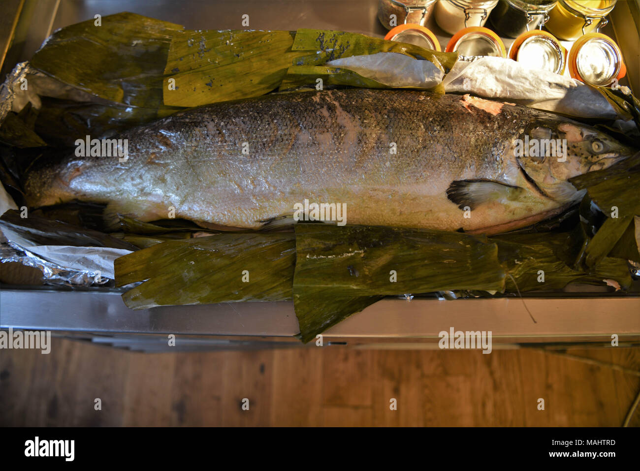 Salmon whole fish hi-res stock photography and images - Alamy