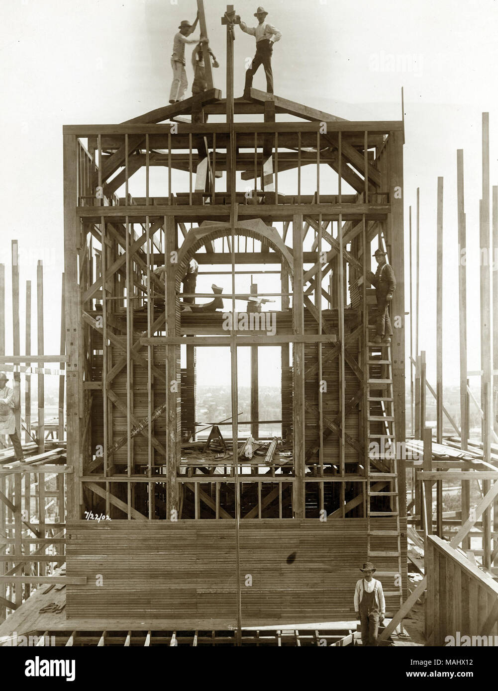 000790 shelf 0133 / 574 LPE-196 (folder "556-576") . 22 July 1902 ...