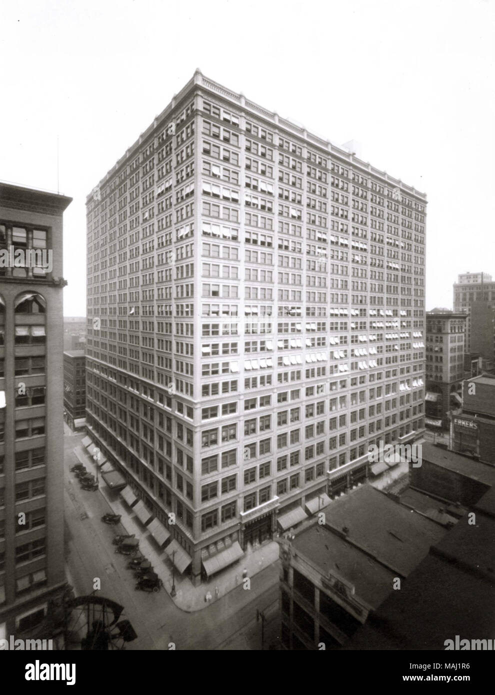 6 over 6 windows hi-res stock photography and images - Alamy