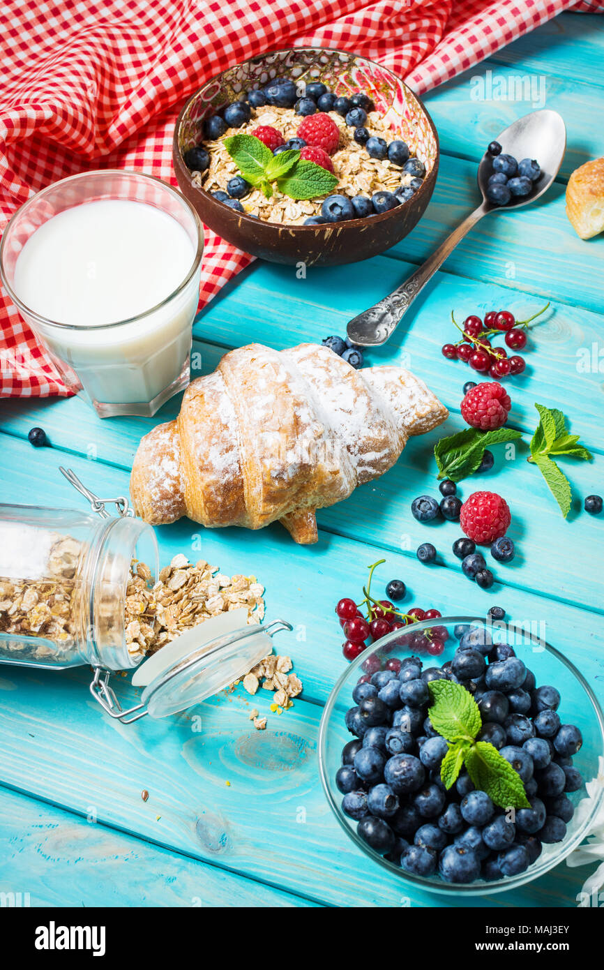 Multigrain wholewheat healthy cereals hi-res stock photography and ...