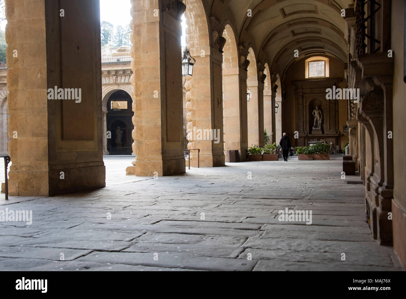 Florence pitti palace courtyard hi-res stock photography and images - Alamy