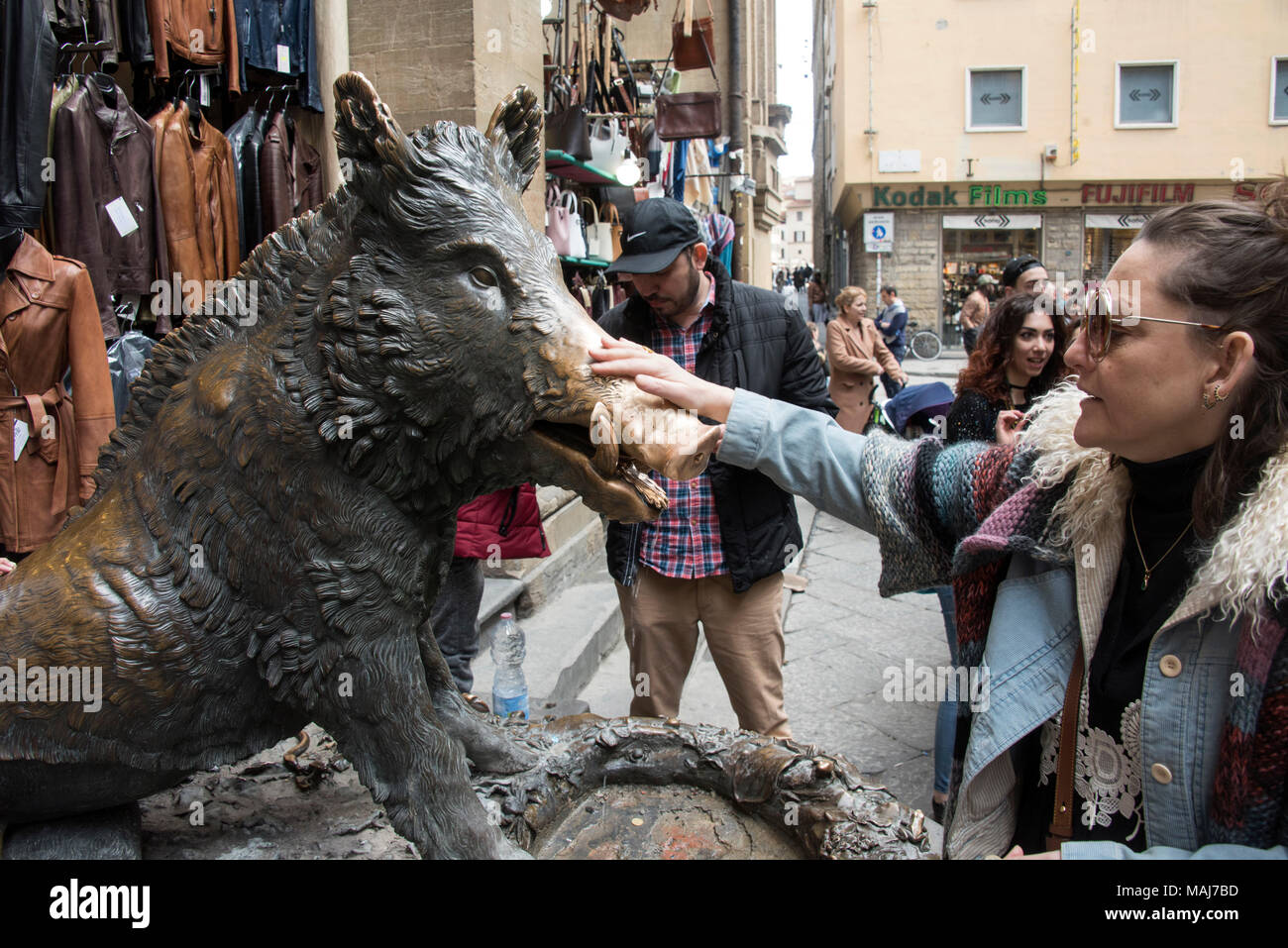 Bronze boar statue hi-res stock photography and images - Alamy
