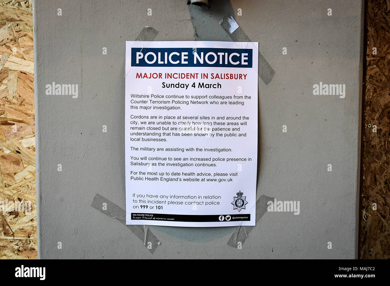 Police notice hi-res stock photography and images - Alamy