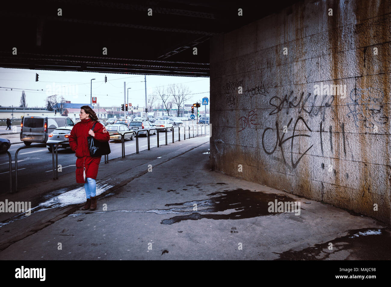 Dirty street hi-res stock photography and images - Alamy