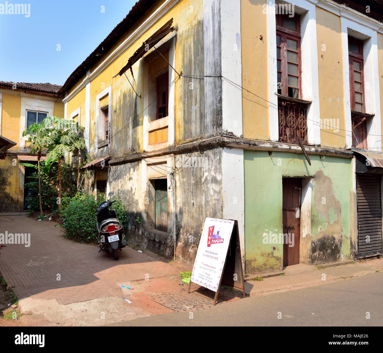 Old goa india january hi-res stock photography and images - Alamy