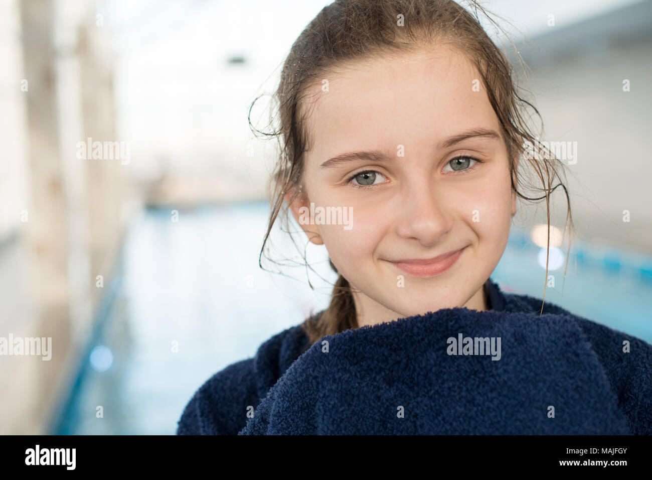 Pool drying up hi-res stock photography and images - Alamy