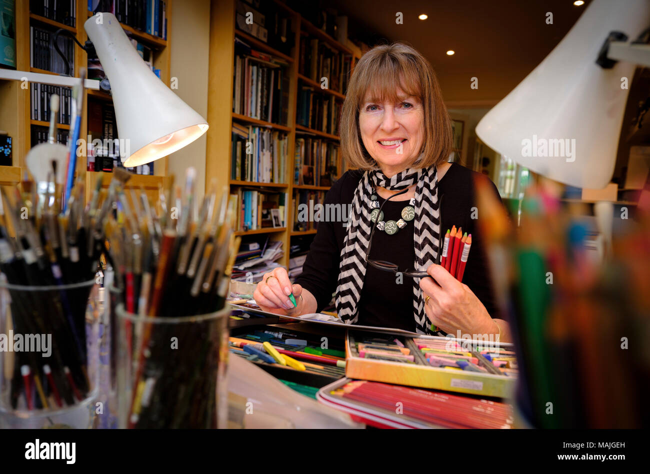 Studio of artist painter hi-res stock photography and images - Alamy