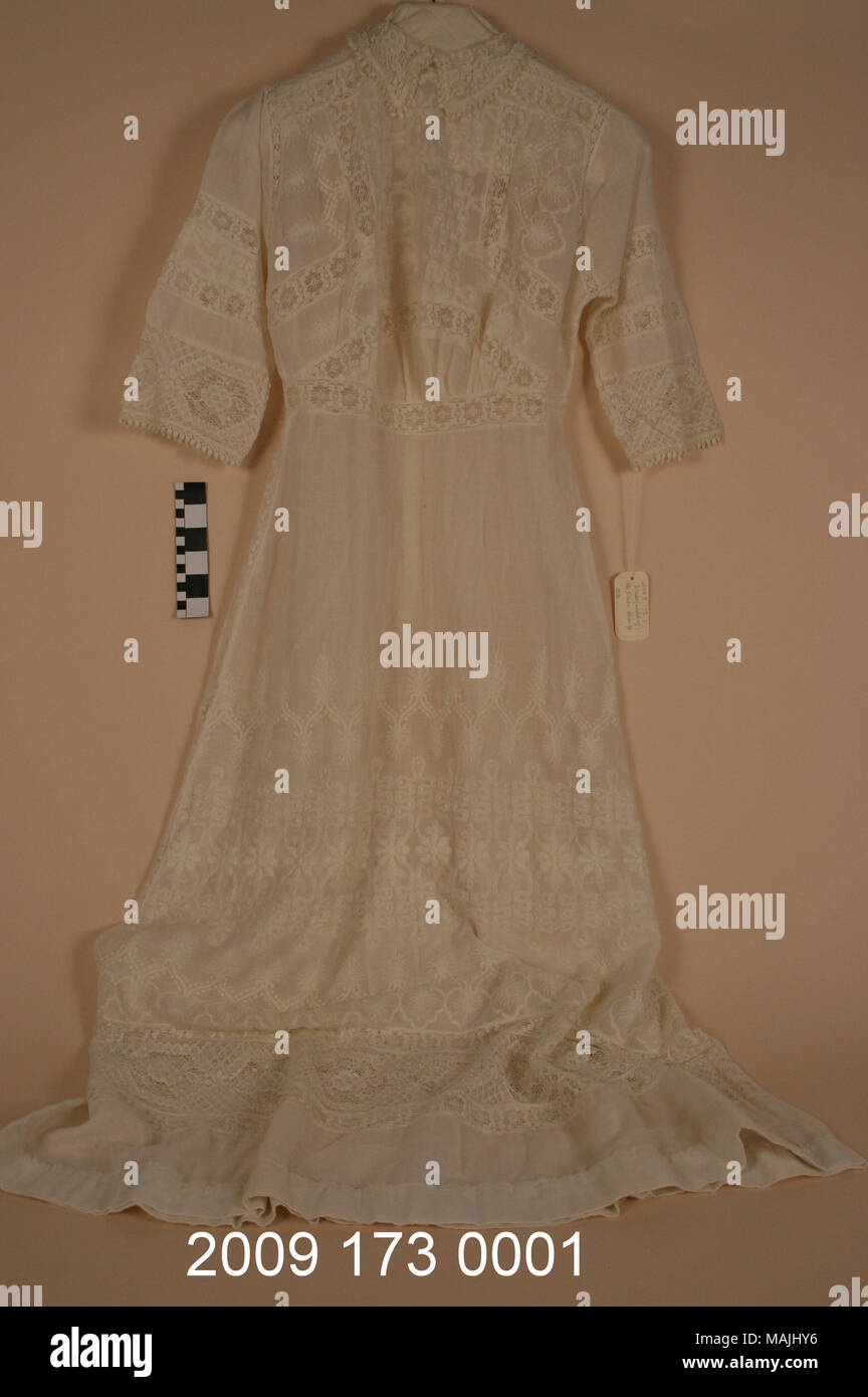 White cotton and lace wedding dress Title: White Cotton and Lace ...