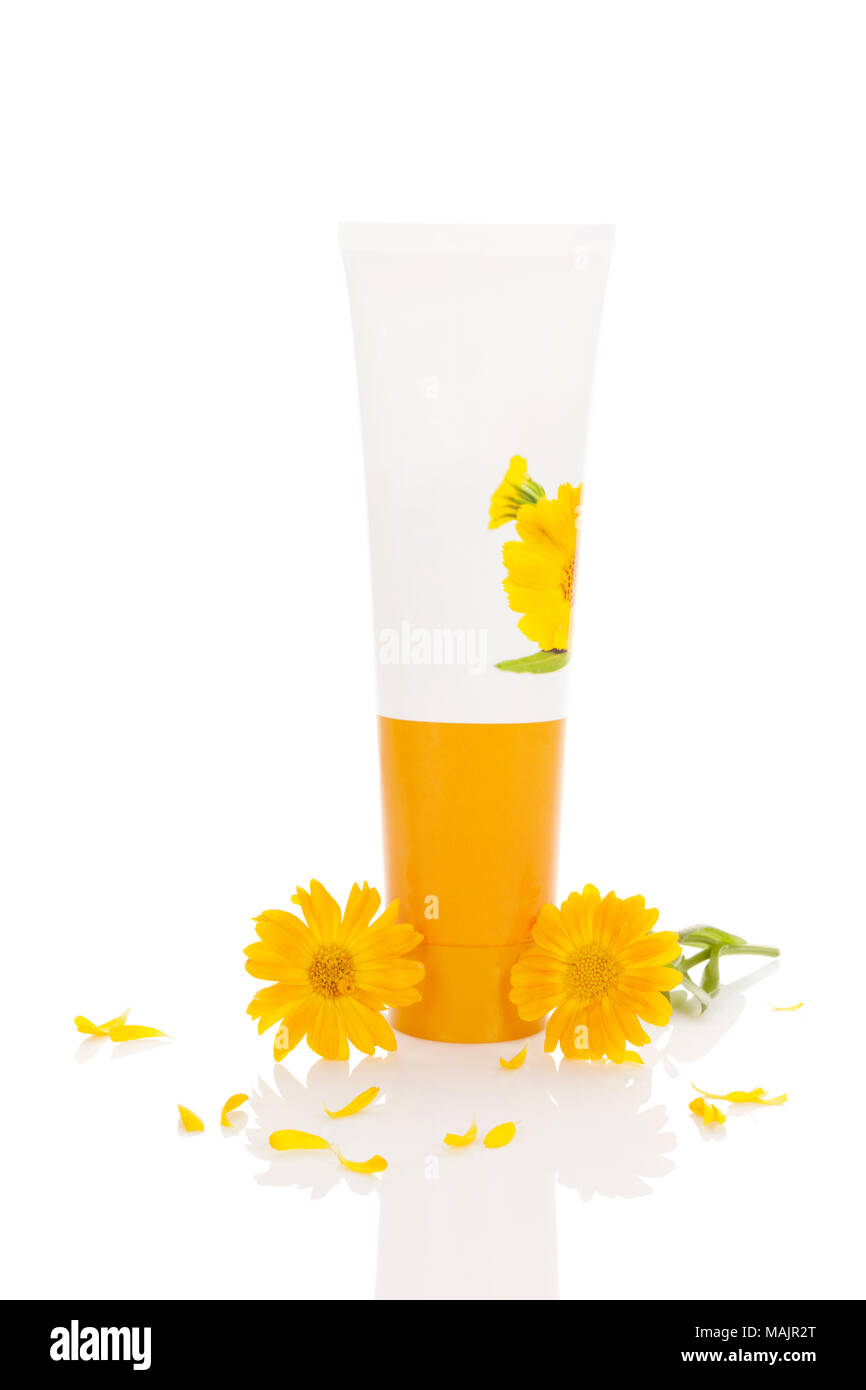 Nourishing calendula cream with marigold extract. Calendula cosmetics ...