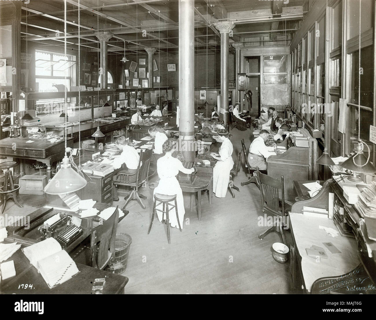 1900s office interior hi-res stock photography and images - Alamy
