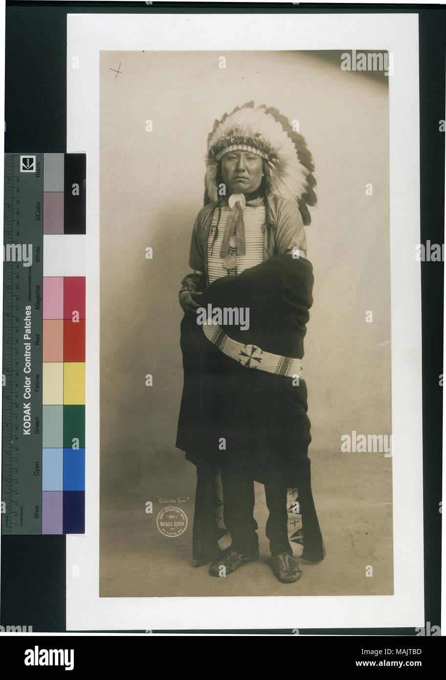Red indian chief hi-res stock photography and images - Alamy