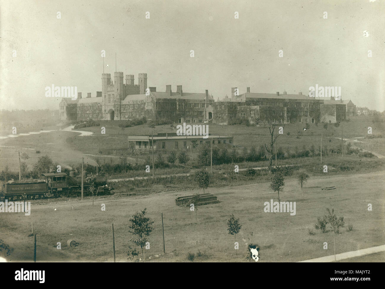 1900s campus hi-res stock photography and images - Alamy