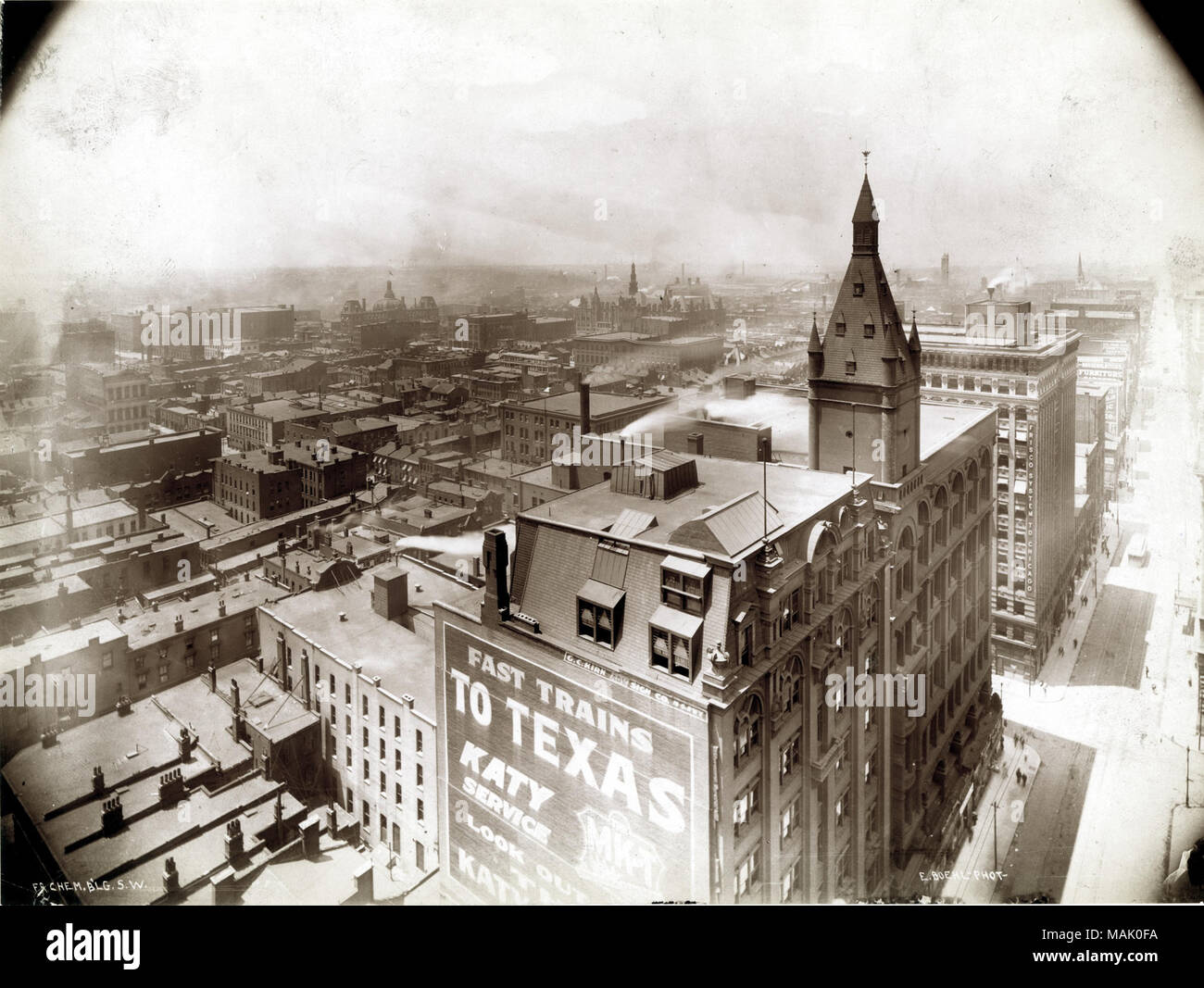 Title: View of St. Louis looking southwest from the Chemical Building ...