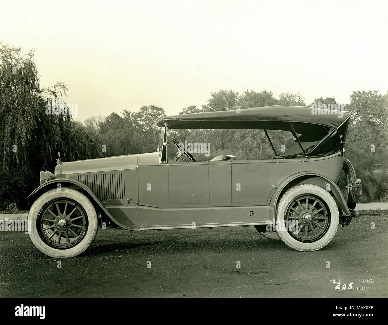 1919 car model hi-res stock photography and images - Alamy
