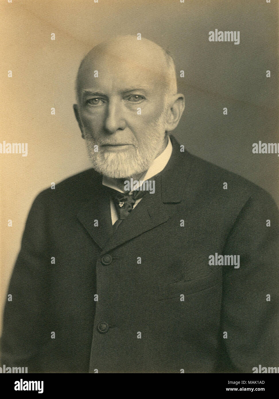 Cupples hi-res stock photography and images - Alamy