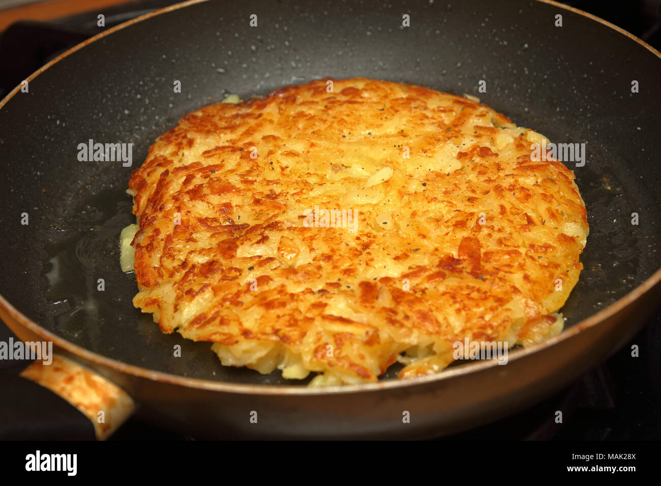 Hash browns hi-res stock photography and images - Alamy