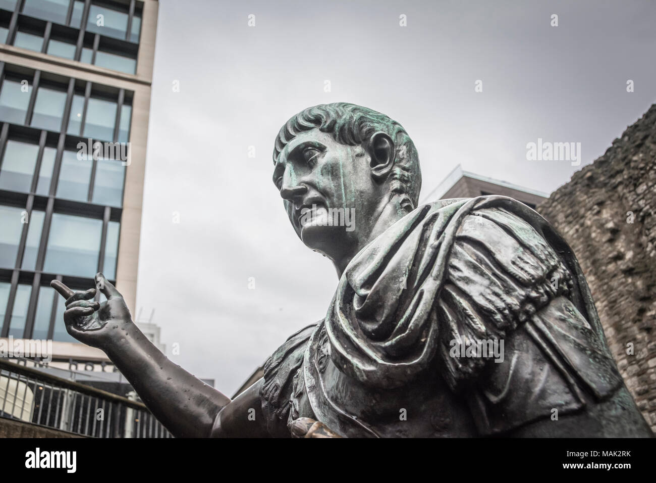 Statue Roman Emperor Trajan Tower Stock Photos & Statue Roman Emperor ...
