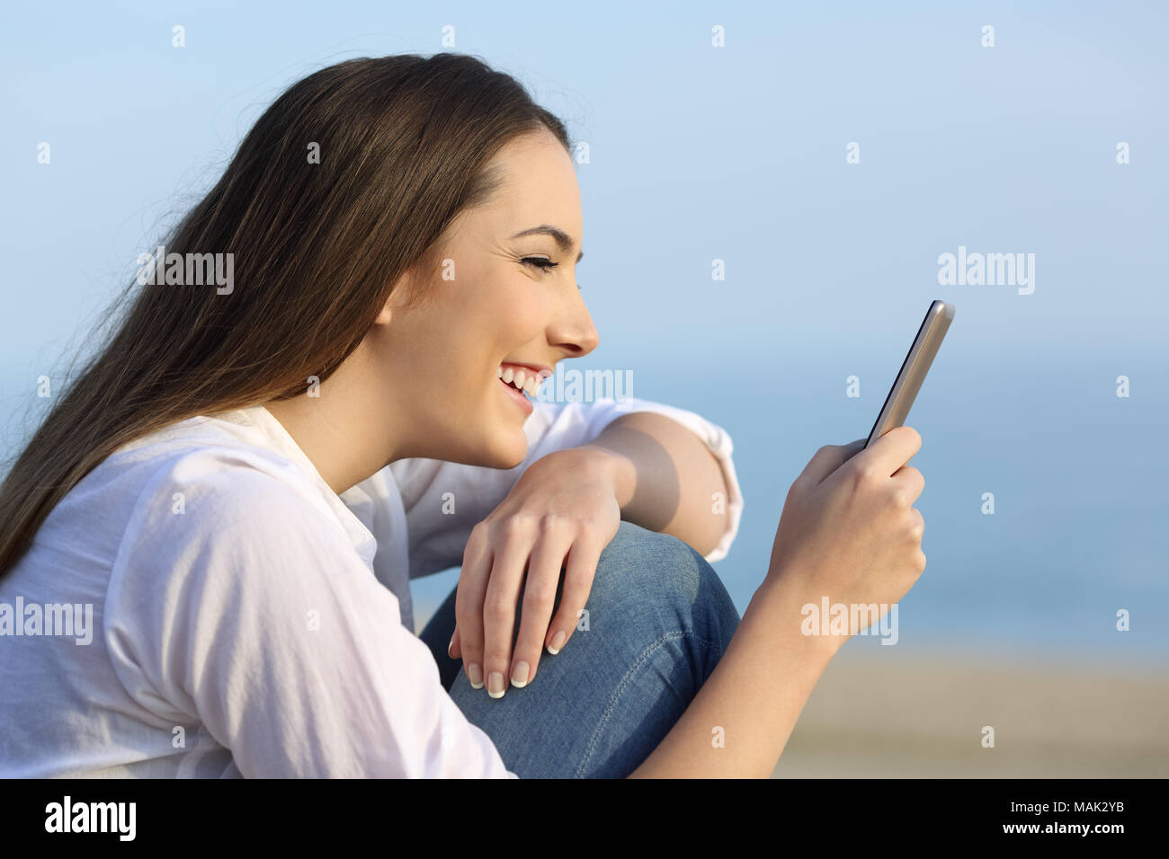 Meme mobile hi-res stock photography and images - Alamy