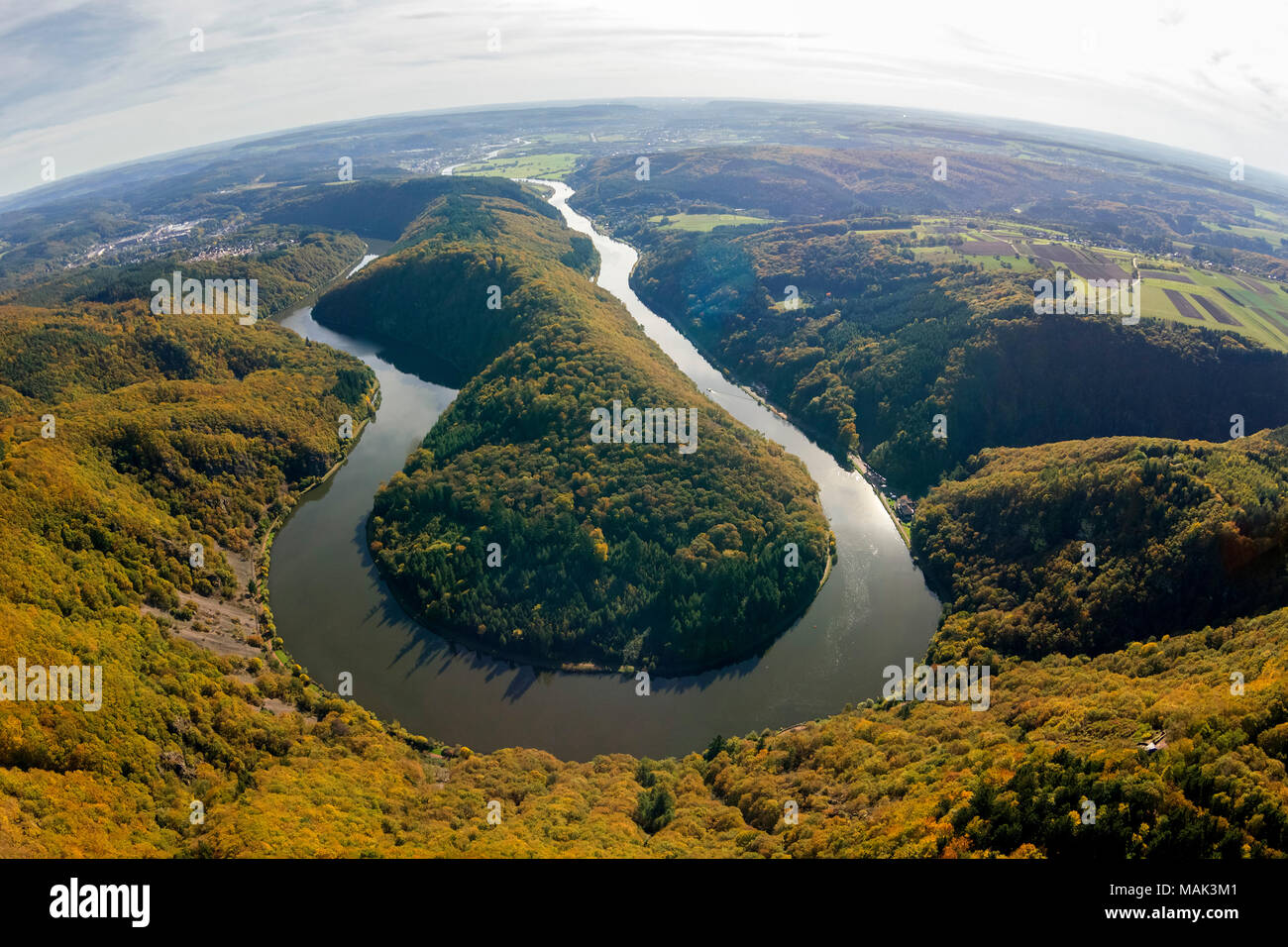 Saar loop, Saar, Burg Montclair, Taben-Rodt, Saarland, Rheinland-Pfalz ...